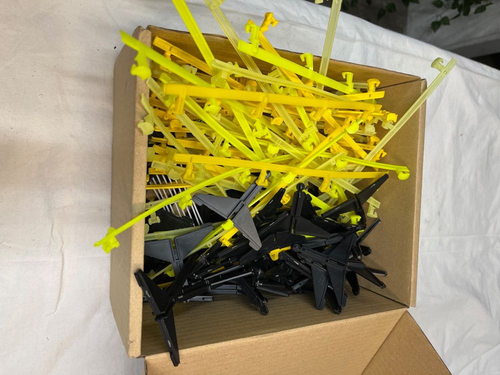 Tyco Rennbahn Planken und Stützen (Gebraucht) in Bäretswil für CHF 5 ...