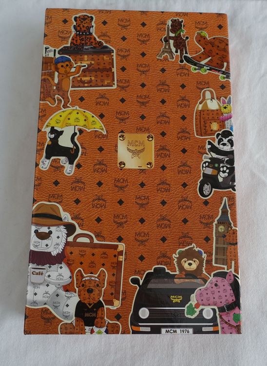Original MCM Sticker-Box (Neu (gemäss Beschreibung)) in Dottikon für ...