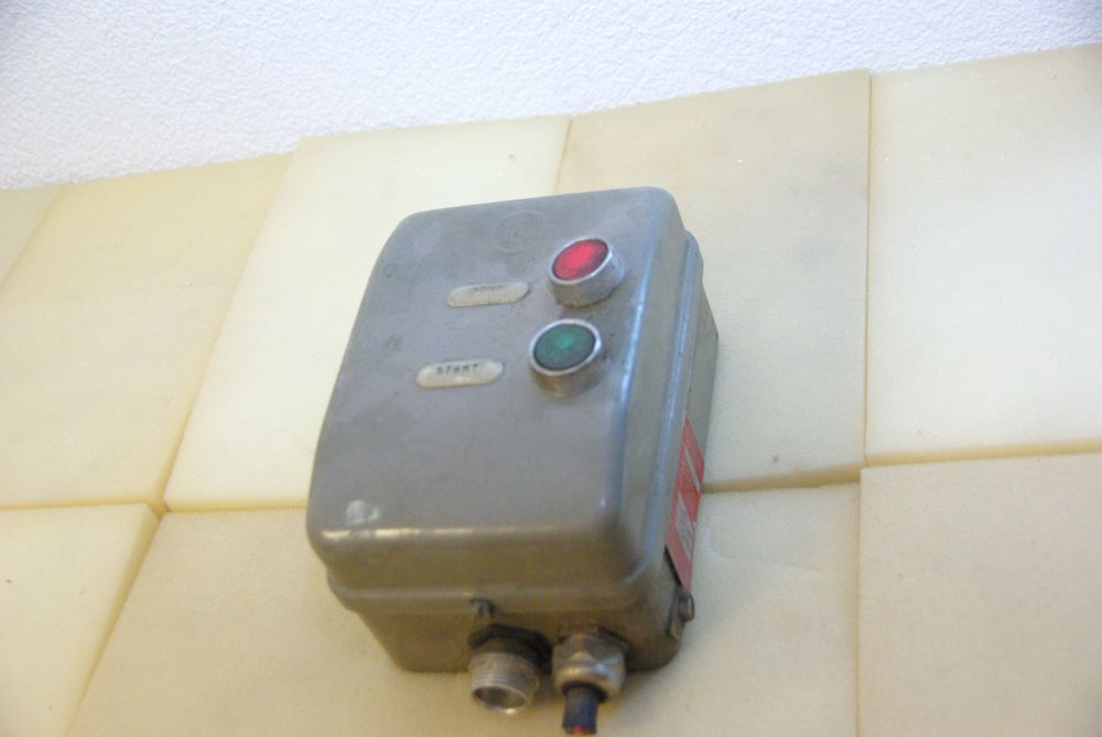 Steuerung START / STOP - Antik, verschmutzt (Defekt) in Herisau für CHF ...