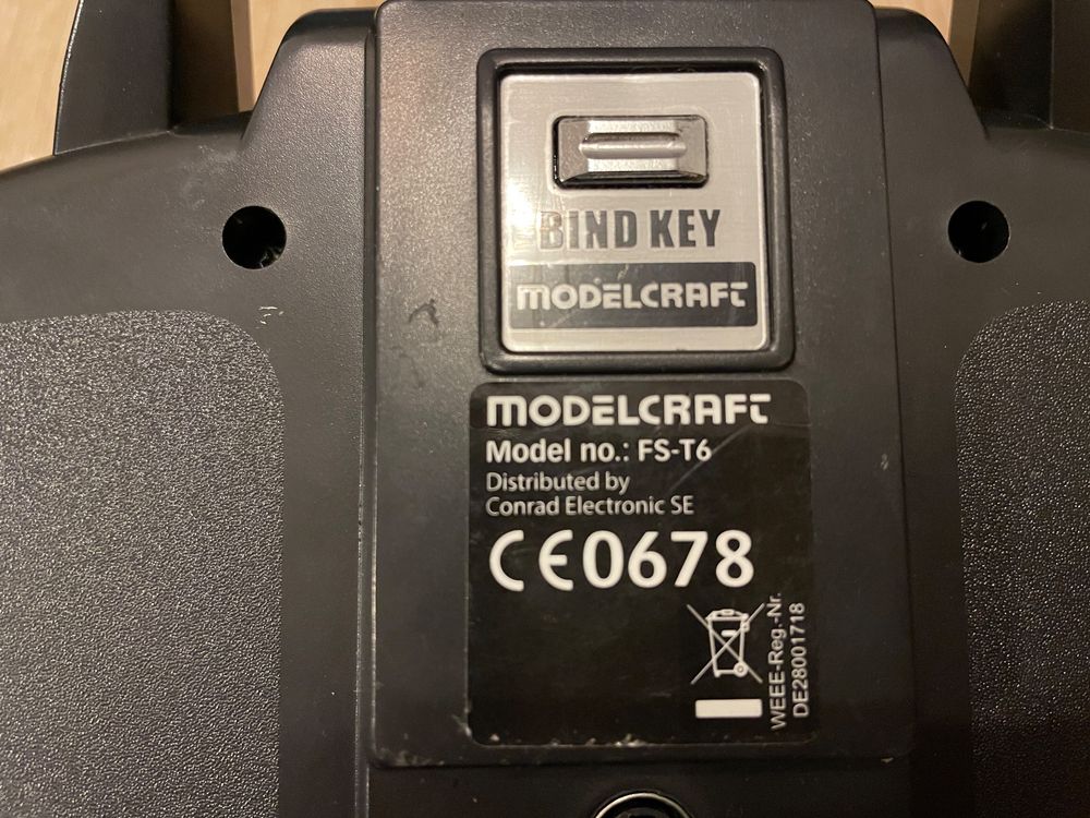 RC Fernbedienung, Funk- Fernsteuerung 2.4 GHz (Gebraucht) in Port für ...