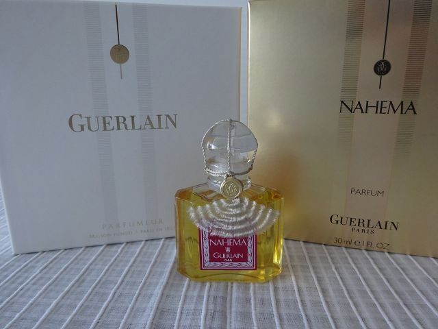 Vintage Guerlain Parfum *NAHEMA* 30ml Quadrilobé seal. & Box (Neu und ...