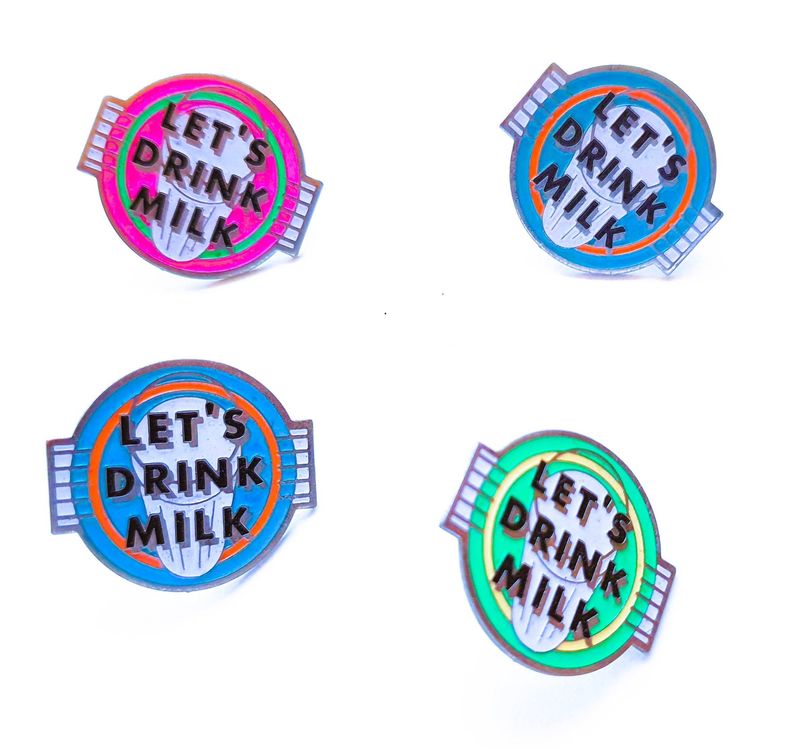 Pins «Let’s drink milk» | Kaufen auf Ricardo