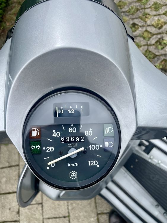 Vespa PX 200 E (Gebraucht) in Bassersdorf für CHF 4500 – nur Abholung auf Ricardo kaufen