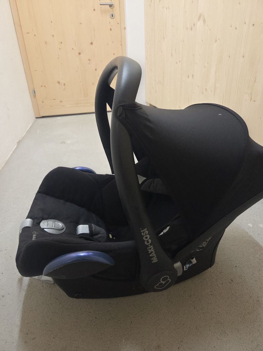 Wunderbar Maxi Cosi Auf Beifahrersitz Fotosnull