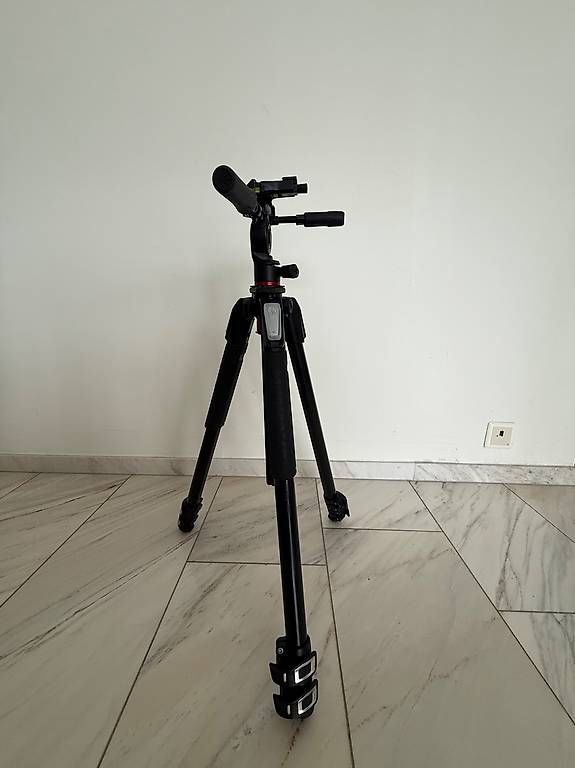 Manfrotto 055 Aluminum Tripod + Manfrotto 3-Way Fluid Head (Gebraucht ...