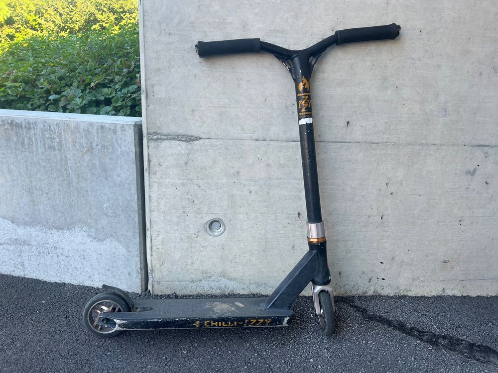 Scooter Chilli Pro Izzy (Gebraucht) in Arth für CHF 30 – nur Abholung ...