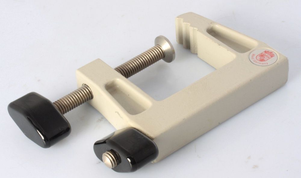 Linhof Camera Clamp (Gebraucht) in Vernamiège für CHF 15 – mit ...