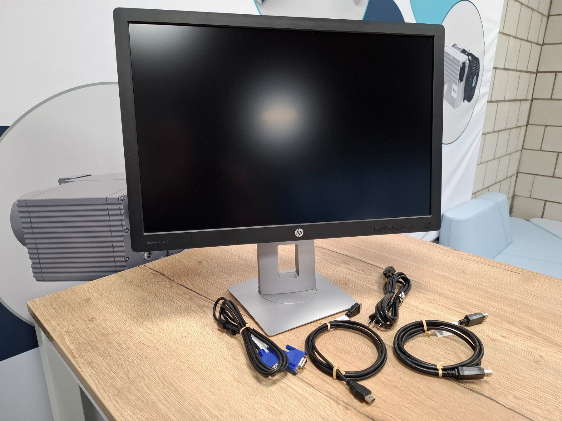 HP EliteDisplay E242 Monitor - Top Zustand, Full HD! (Gebraucht) in ...