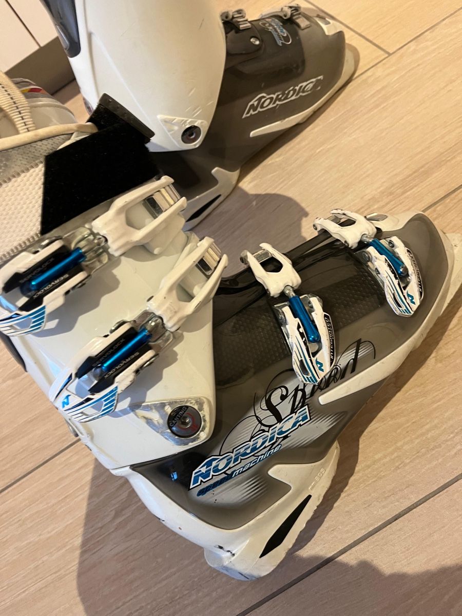 Chaussures de ski Nordica Speedmachine 100, taille 40. 54 (D'occasion ...