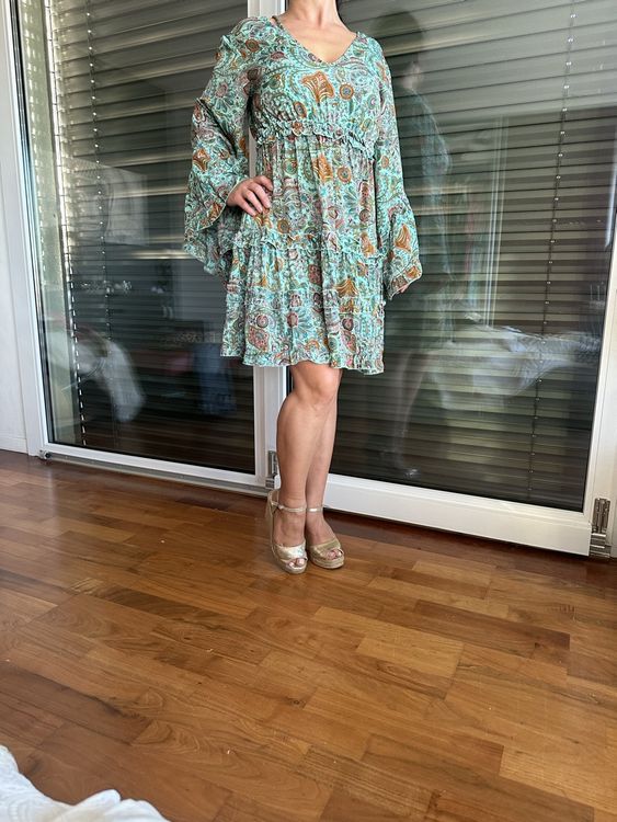 Robe Bohème Chic, Dos Nu à Volants, Taille S/M (Neu (gemäss Beschreibung)) in Grand-Lancy für ...