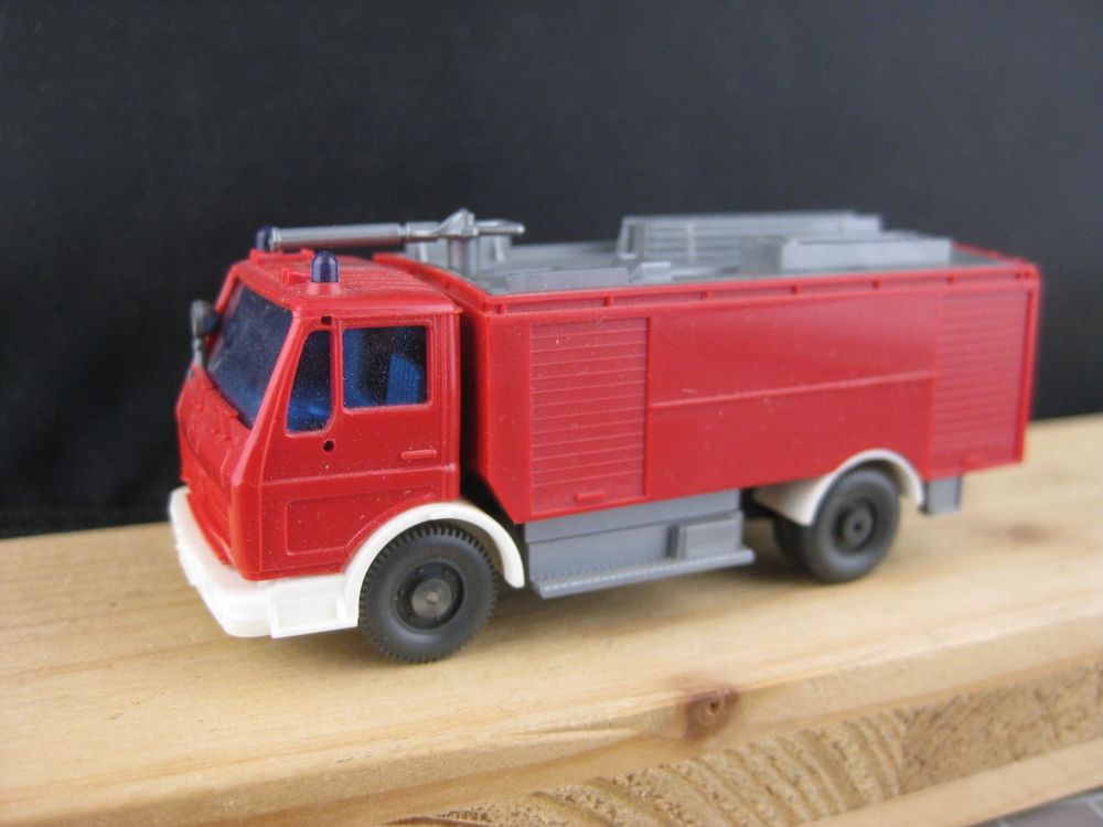 Wiking Feuerwehrauto (Gebraucht) in Malters für CHF 12 – mit Lieferung auf Ricardo kaufen