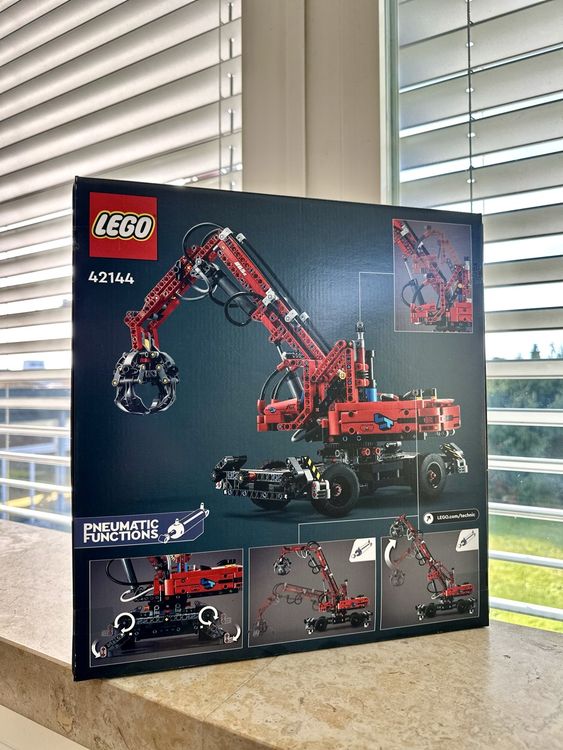 Top LEGO Technic Set! Material Handler 42144 mit echter Hebe (Neu und originalverpackt) in ...