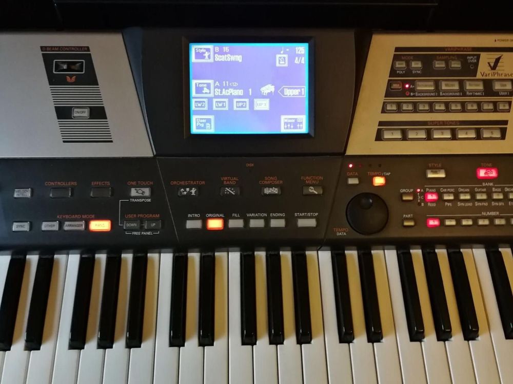 Keyboard Roland VA 7 (Defekt) in Ebikon für CHF 160 – nur Abholung auf ...