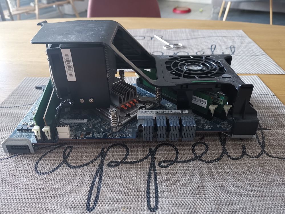 HP Z620 Upgrade Riser Board/inclus CPU et Ram (Gebraucht) in Marin ...