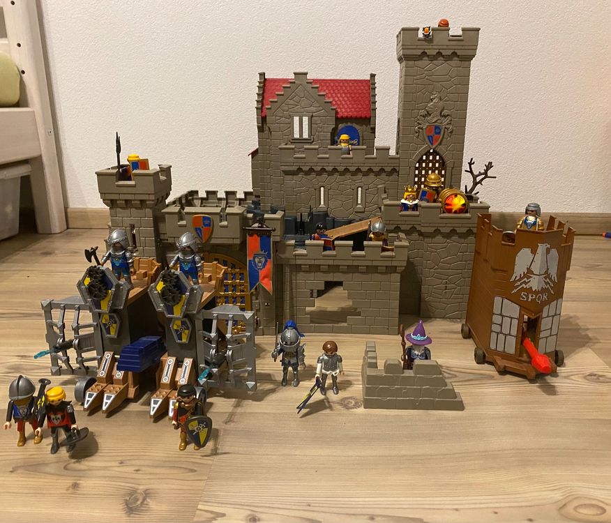 Ritterburg mit Katapult und Rammbock (Gebraucht) in Eschlikon TG für ...