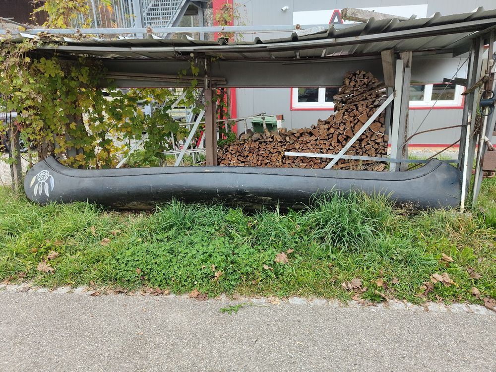 Geräumiges Kanadier Kanu für 4 Personen (Gebraucht) in Bauma für CHF ...