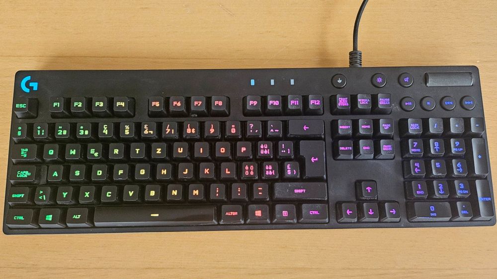 Logitech G Pro Mechanical Gaming Keyboard - G810 Orion (Gebraucht) in ...