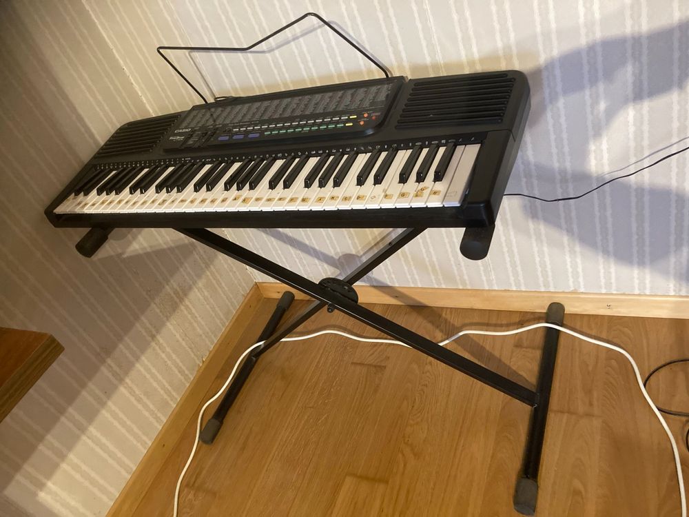 Casio ToneBank CT-636 Keyboard mit Kabel und Ständer | Acheter sur Ricardo