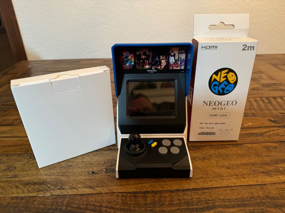Snk Neo Geo Mini Console (Gebraucht) in Vorderthal für CHF 35 – mit ...