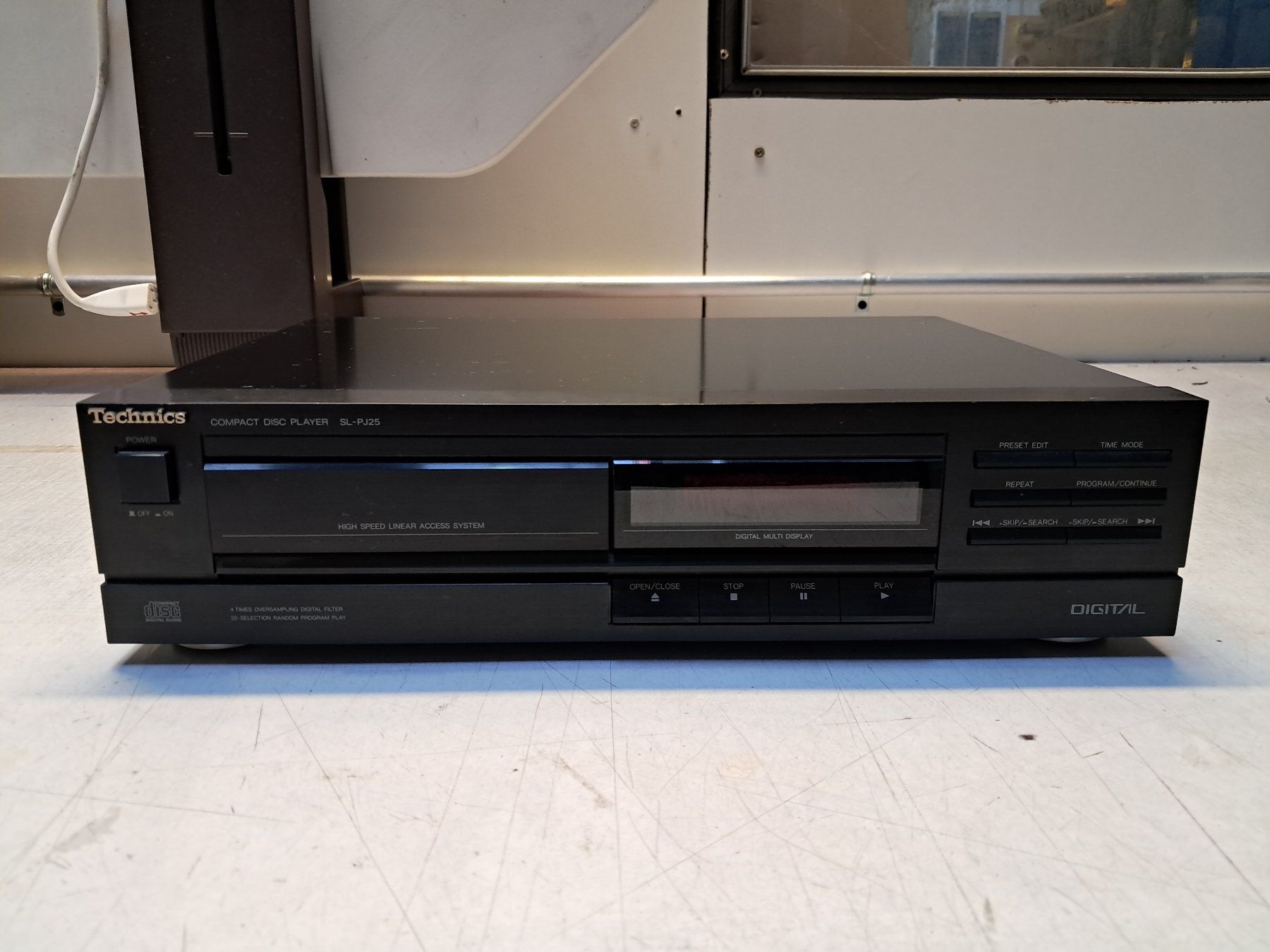 Technics Midi CD-Player SL-PJ25 in gutem Zustand (Gebraucht) in ...
