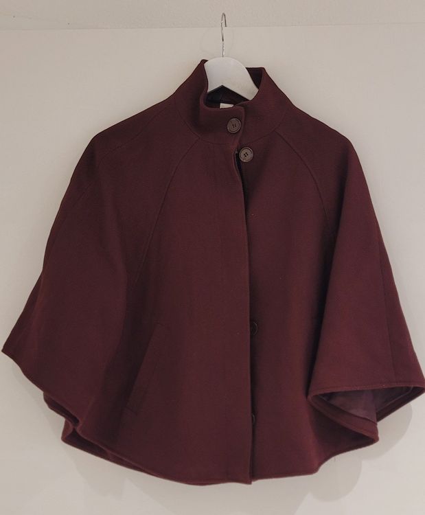 Cape (bordeaux rot) Damen, Grösse 36 (Gebraucht) in Cazis für CHF 5 – mit Lieferung auf Ricardo ...