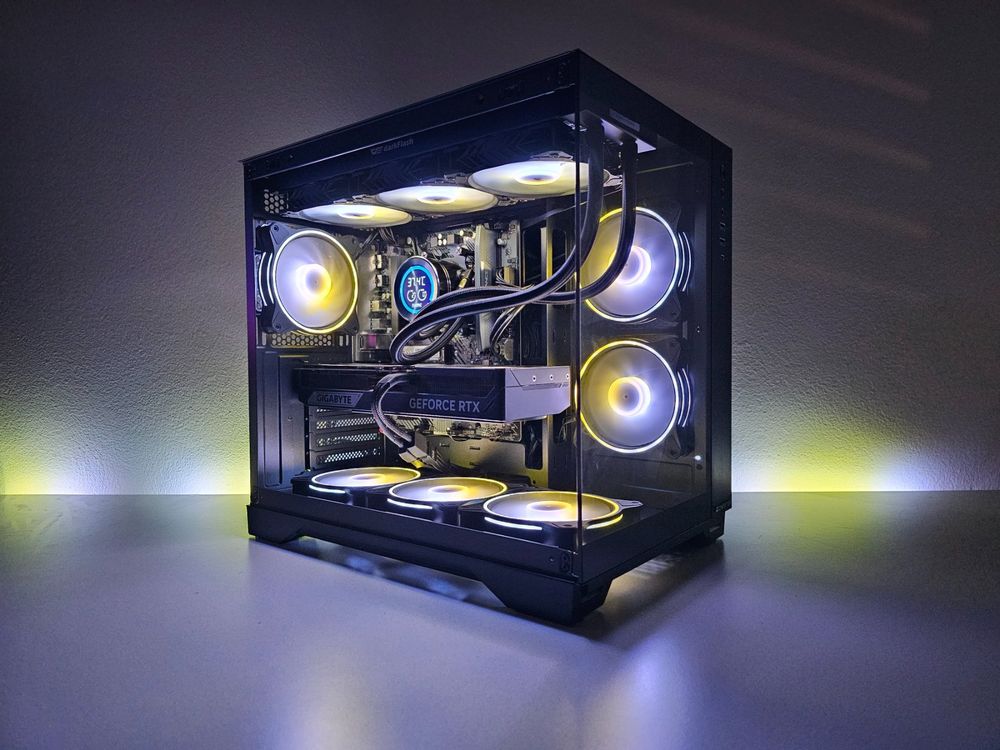 Gaming PC Bloop💦RTX 5070 Ti + Ryzen 7800X3D | 6400MHz DDR5 (Neu und ...