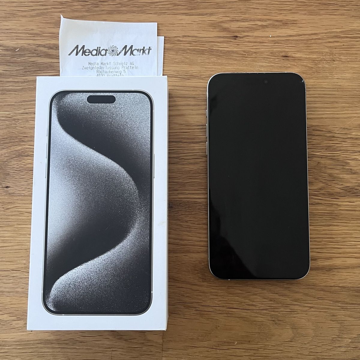 iPhone 15 Pro Max 256GB weiss, defekt (Defekt) in Möhlin für CHF 1 ...