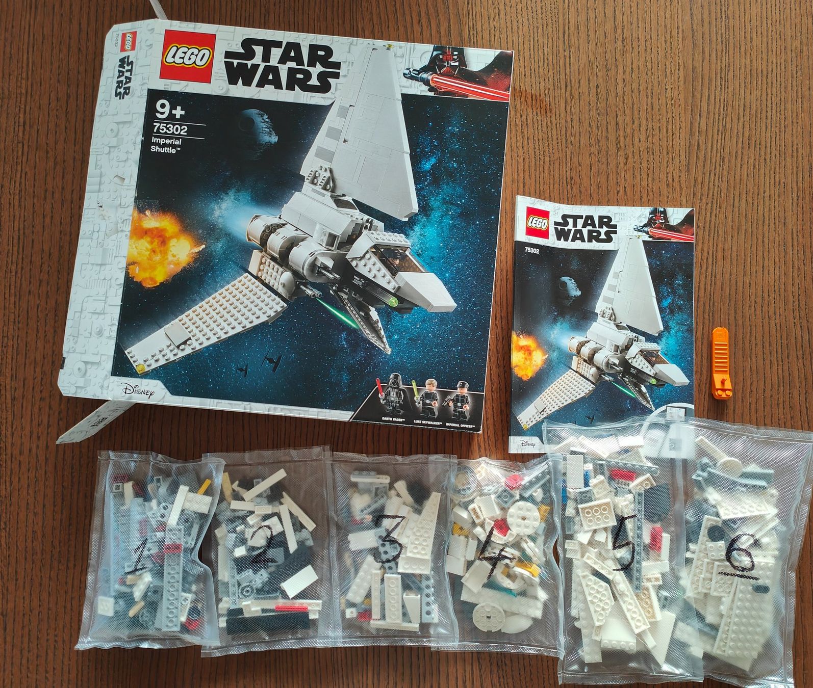 Lego Star Wars Imperial Shuttle 75302 (Gebraucht) in Oftringen für CHF ...