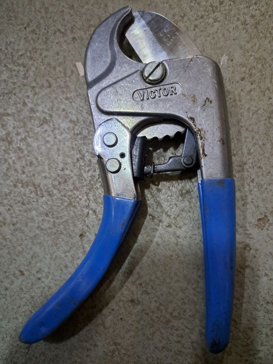 Pvc Cutter Rohrschneider VICTOR VP-30, guter Zustand (Gebraucht) in ...