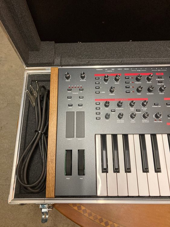 Dave Smith Sequential Pro 2 ( mint cond.) (Gebraucht) in Zürich für CHF ...