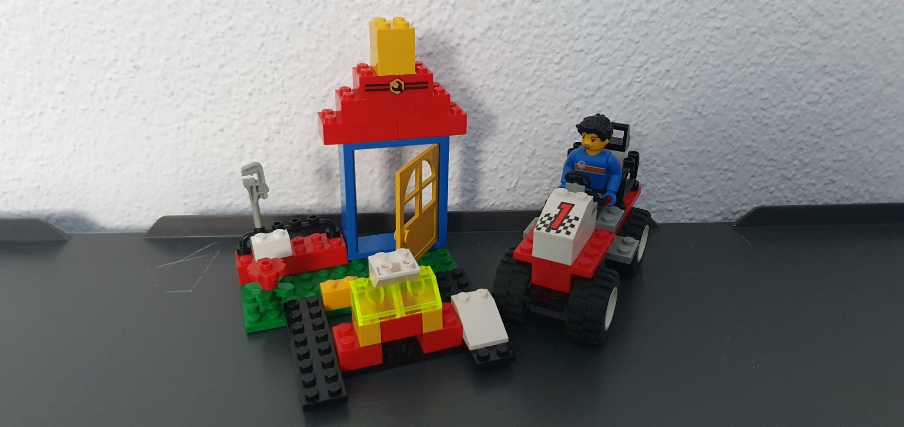 LEGO 4173 Max's Pit Stop (2001) (Gebraucht) in Alpnach Dorf für CHF 4. ...