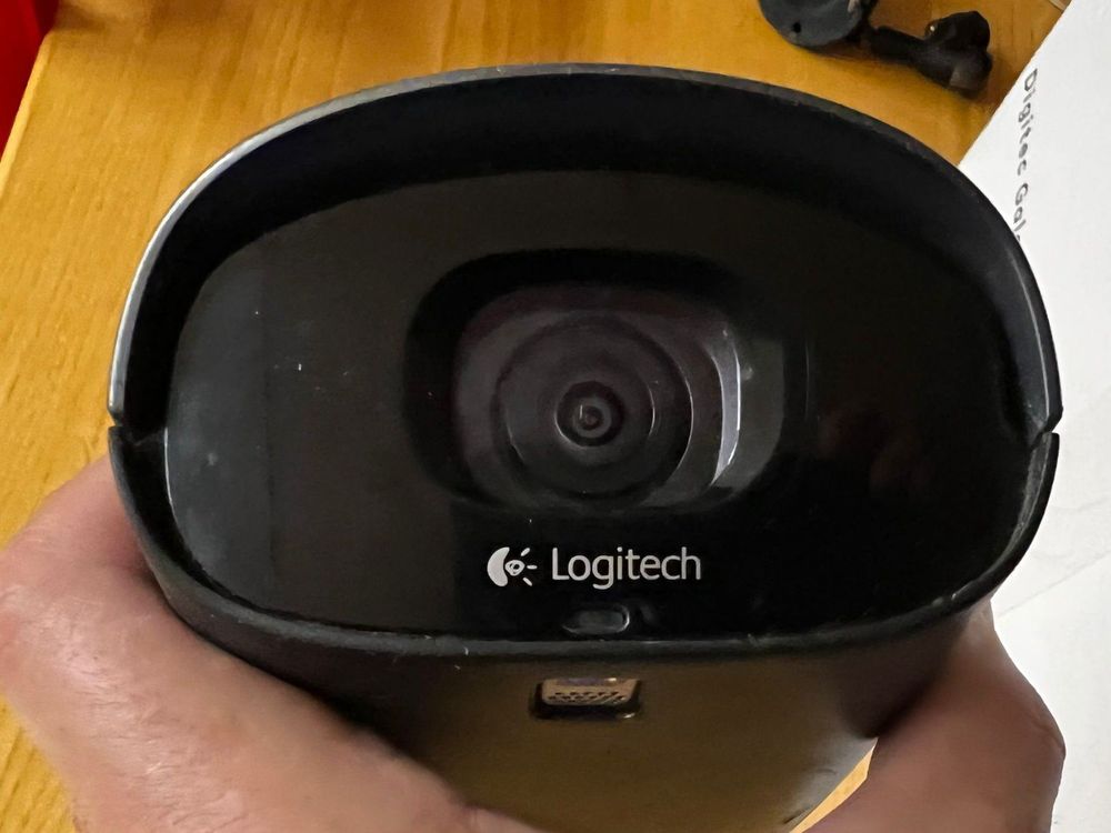 Logitech Alert Camera (Gebraucht) in Schönenberg ZH für CHF 110 – mit ...