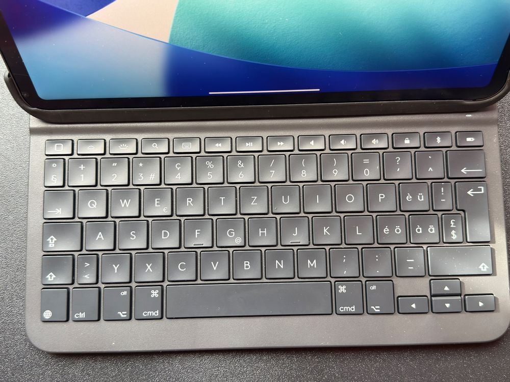 iPad Pro 11" 512GB (LTE) Bundle iOS 26.2 inkl. VIEL ZUBEHÖR! (Gebraucht ...