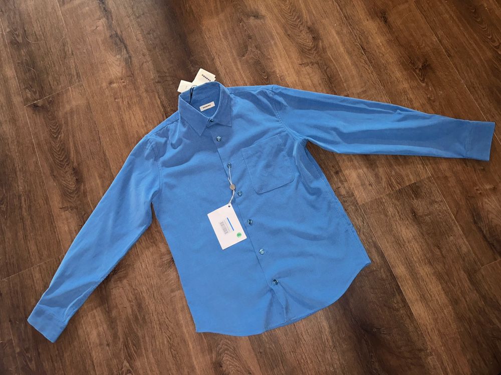New Sandro corduroy shirt - M (Neu und originalverpackt) in St-Sulpice ...