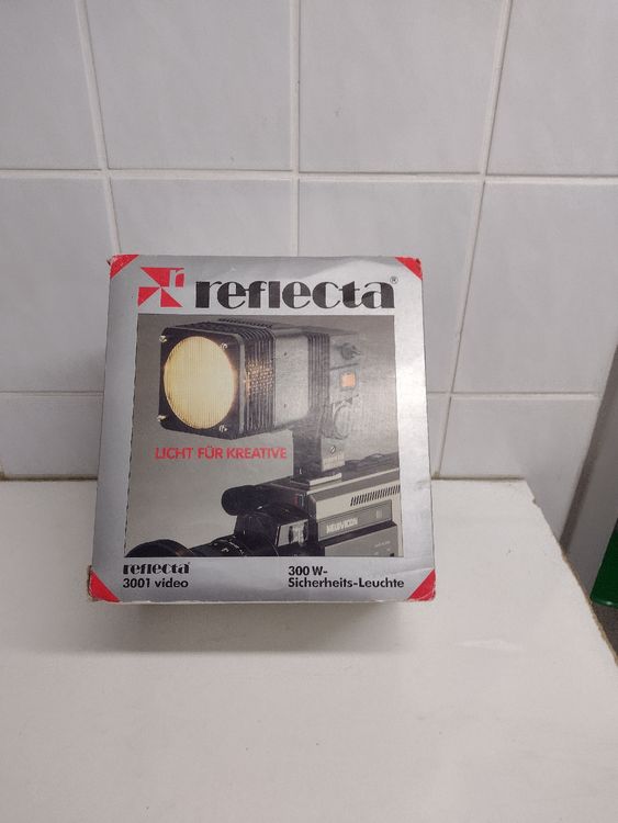 Vintage Reflecta 3001 Video Light 300W in Box (Gebraucht) in Zürich für ...