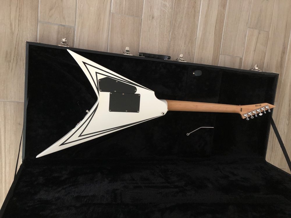 ESP Ltd ALEXI-600 Scythe | Kaufen auf Ricardo