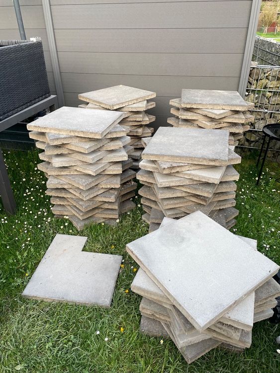 Gartenplatten (Gebraucht) in Etziken für CHF 70 – nur Abholung auf ...