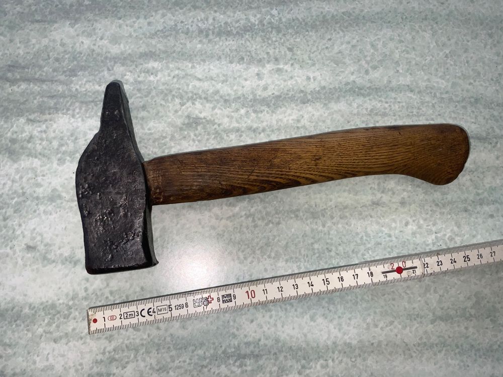 Antiker handgeschmiedeter Hammer (Gebraucht) in Willisau für CHF 25 ...