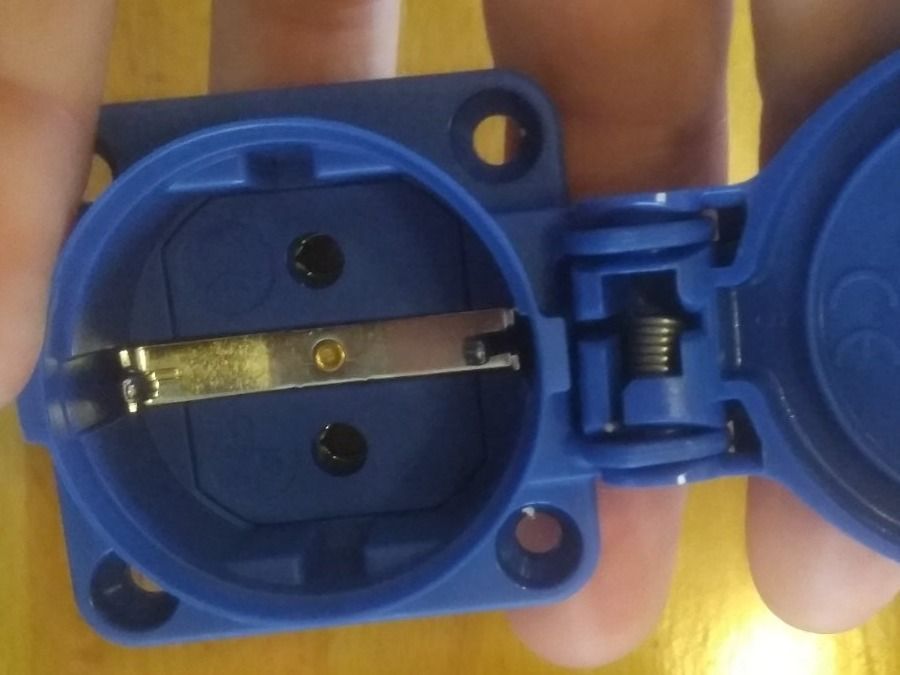 Einbausteckdosen 230V 16A Schuko | Kaufen auf Ricardo