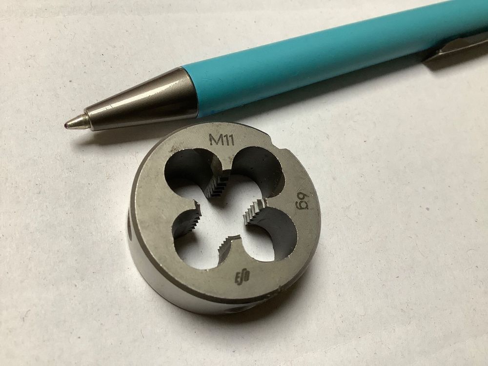 M11 Schneideisen / Filière, Neu von ESO Swiss (Neu (gemäss Beschreibung)) in Widnau für CHF 25 ...