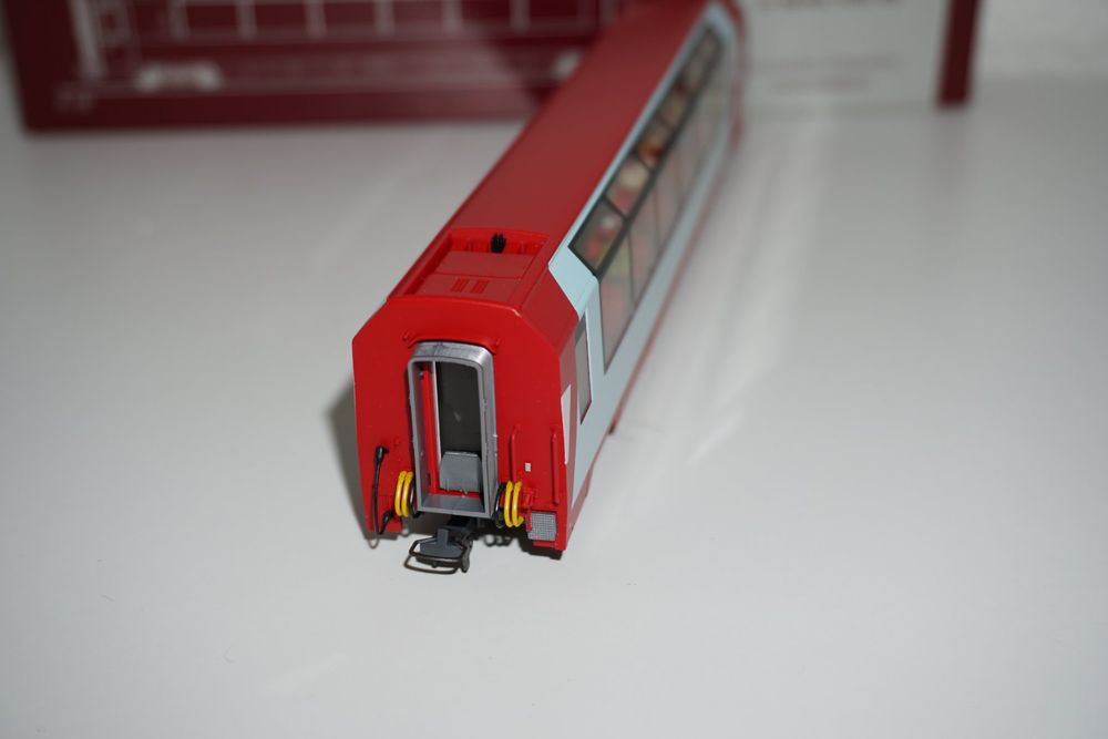 BEMO 3289 113 - RhB Ap1313 Panoramawagen Glacier Express H0m (Gebraucht) in Matten b. Interl für ...