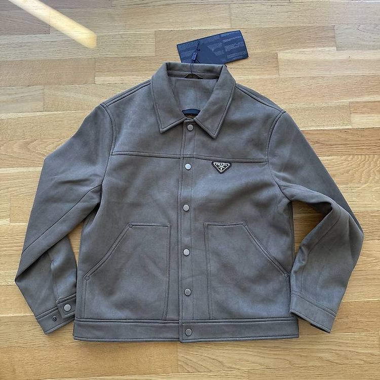 Prada jacket (Gebraucht) in Lausanne für CHF 250 – mit Lieferung auf ...