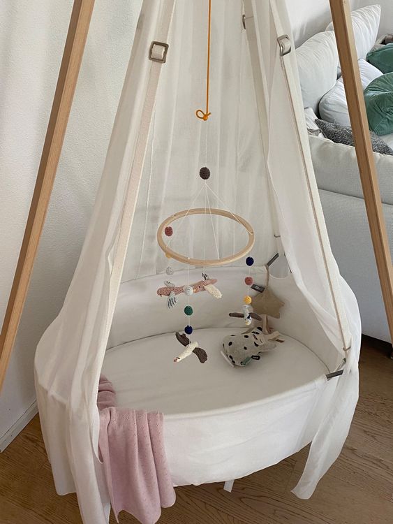 Leander Baby Wiege Classic inkl. viel original Zubehör (Gebraucht) in ...