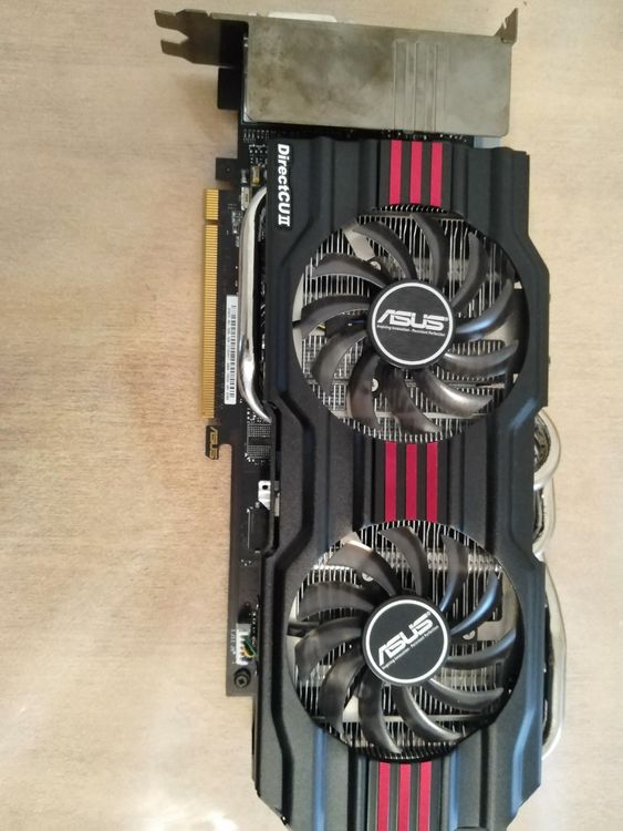 ASUS GeForce GTX 670 DirectCU II (Gebraucht) in Zürich für CHF 30 – nur Abholung auf Ricardo kaufen