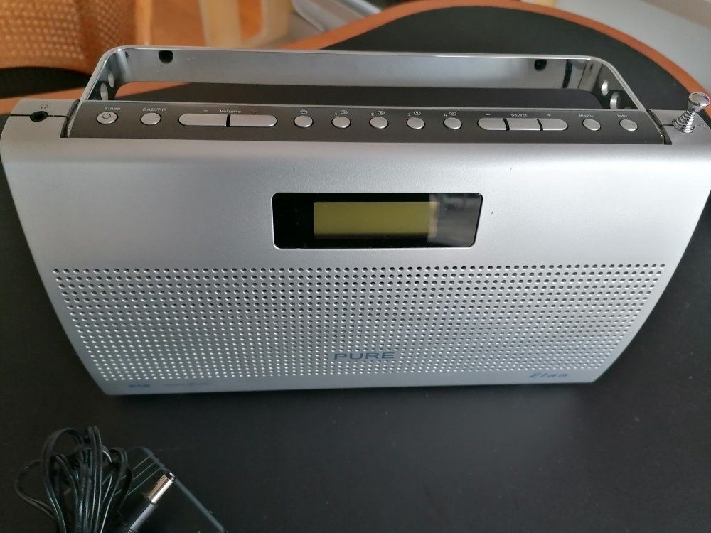 Pure Elan Radio (Gebraucht) in Biel/Bienne für CHF 20 – mit Lieferung ...