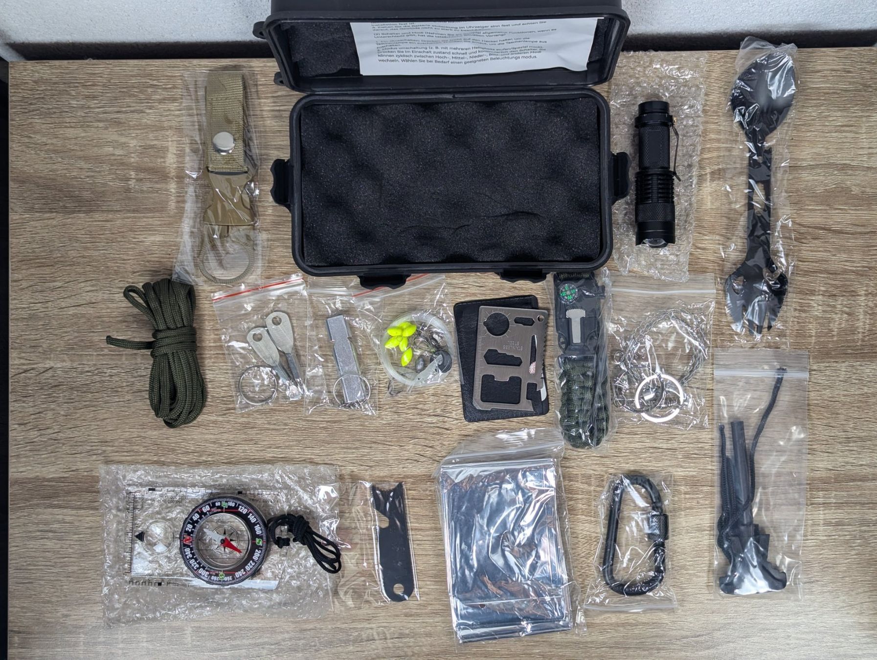 Kit de Survie Complet 15-en-1 (Neuf) - Randonnée & Bushcraft (Neuf avec ...