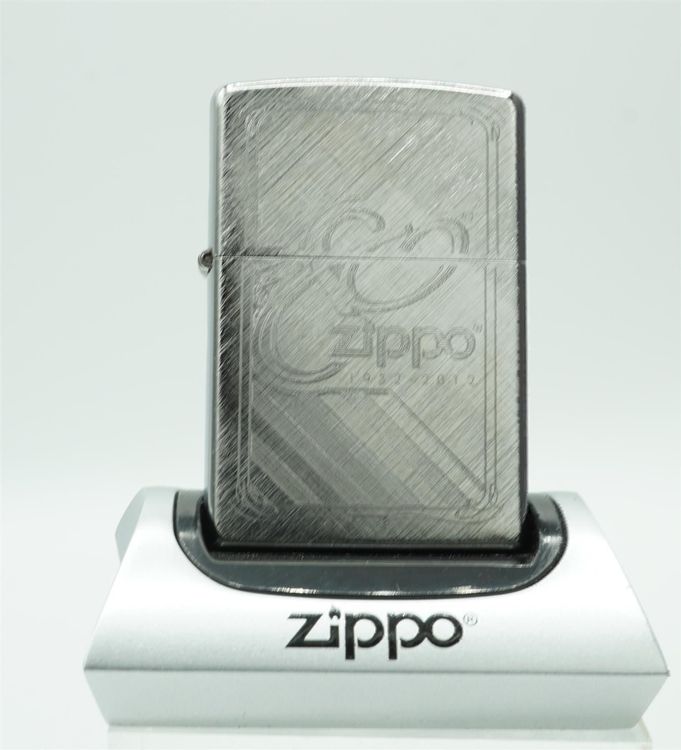 ZIPPO® ORNAMENT-LOGO - engraved - 2016 - UNGEZÜNDET | Kaufen auf Ricardo
