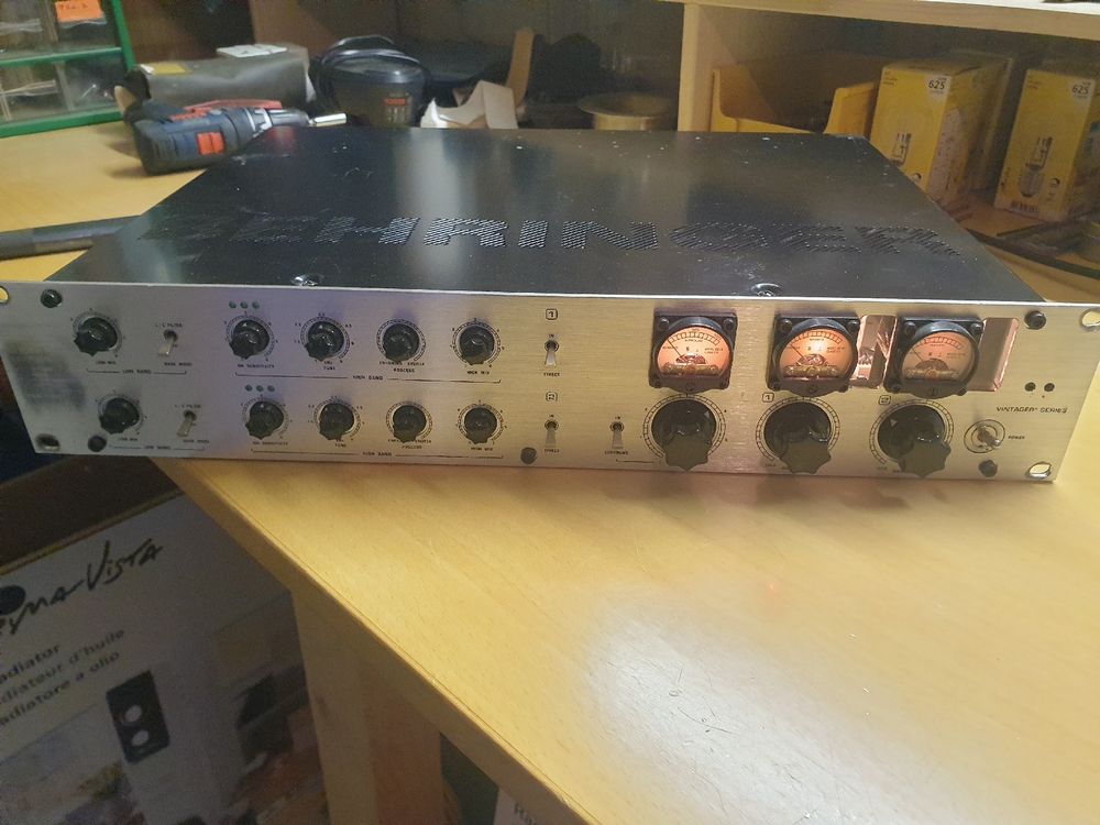 Behringer Tube Ultrafex Model T1954 (Gebraucht) in Pfäffikon ZH für CHF ...