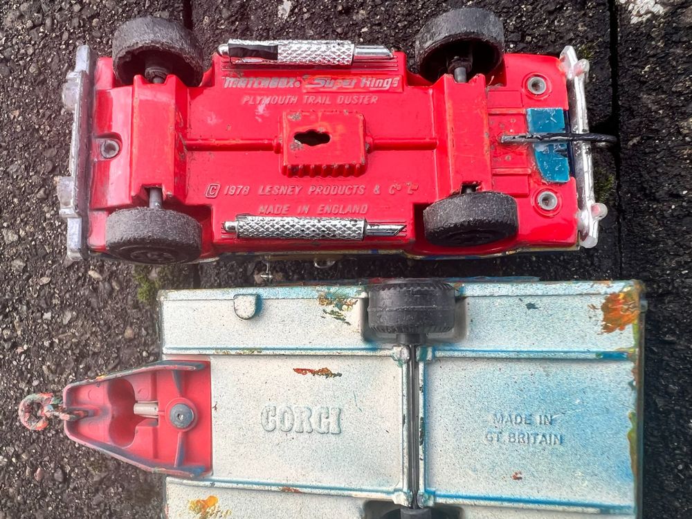 MATCHBOX Plymouth Trail Duster (1973) & Corgi Caravan UNIKAT | Kaufen ...