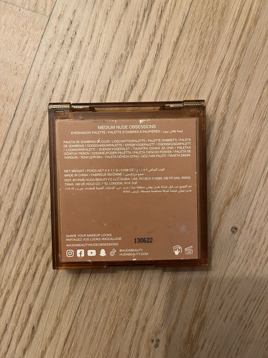 Huda Beauty Nude Obsessions Palette - Medium - kaum benutzt! (Gebraucht ...